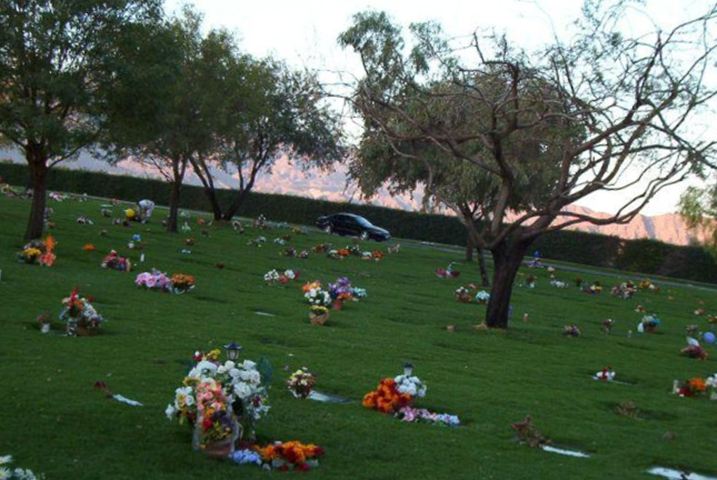 Coachella Valley Public Cemetery - Funeral directory [en]
